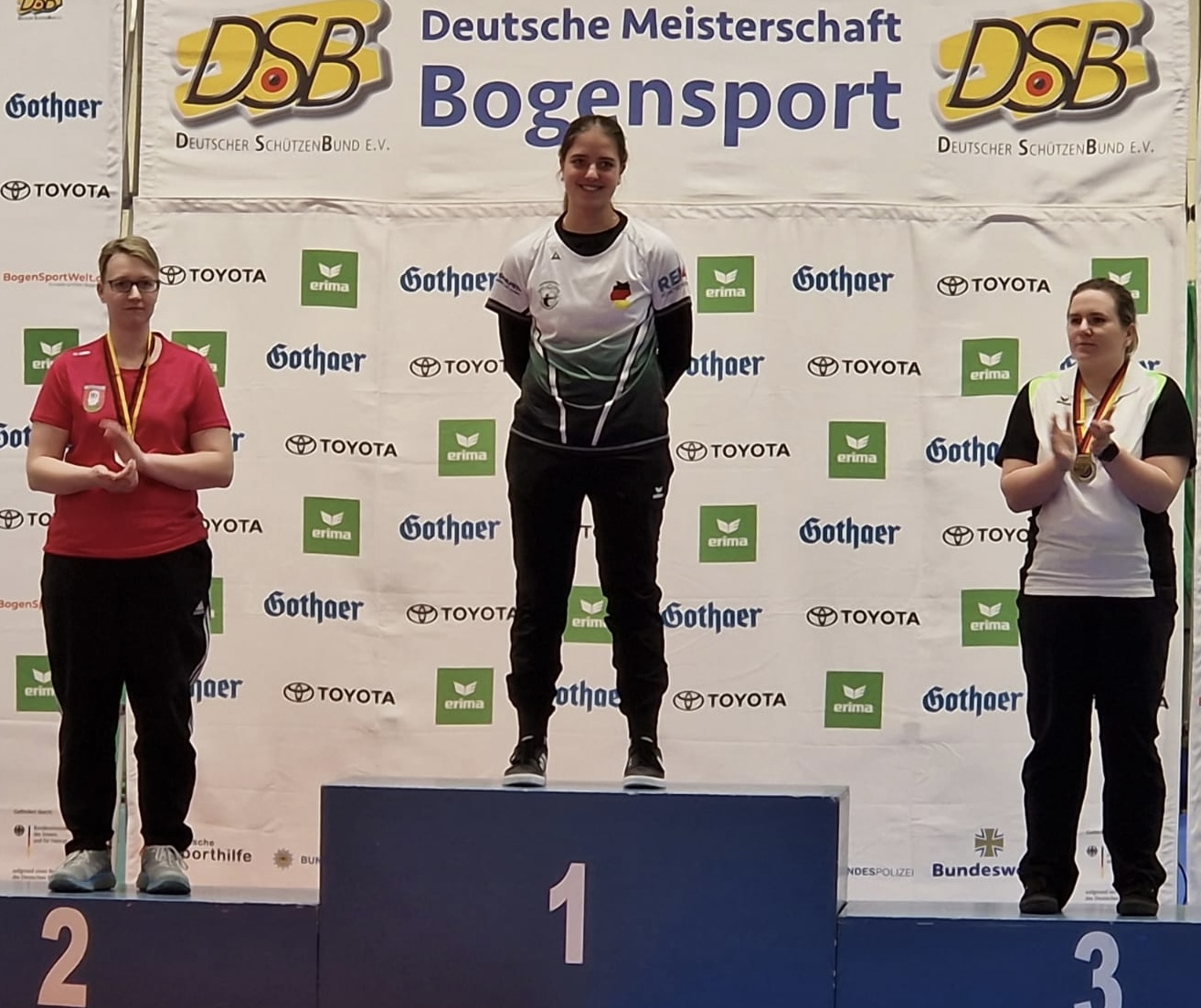 Deutsche Meisterschaften Bogen in München Gold-Silber-Bronze für ...