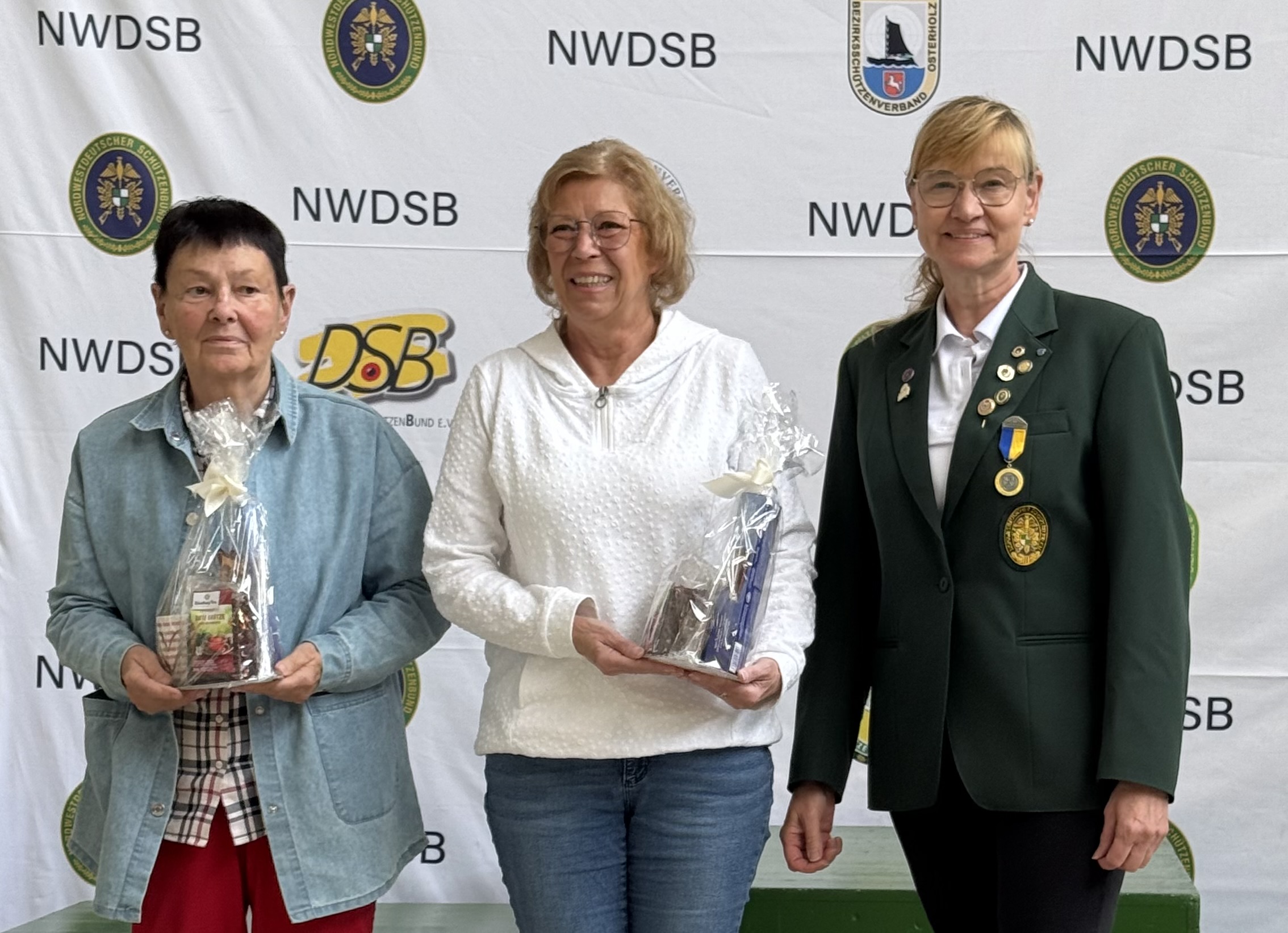 Bezirksvergleichsschießen der Damen in Bassum - NWDSB