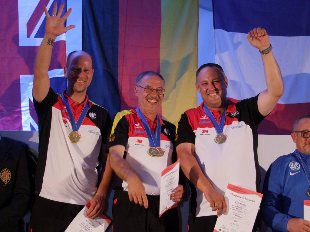WM Vorderlader in Österreich – Dirk Willms und Roland Robben sind ...